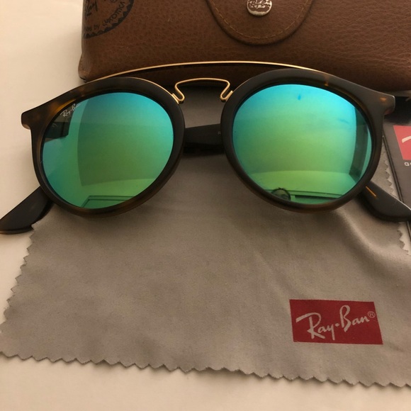 Ray-Ban | Accessories | Auth Rayban Green Mirrored Sunglasses | Poshmark